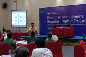 Sayuti Soroti Pegawai AUM yang Ogah-ogahan Bermuhammadiyah - PWMU.CO