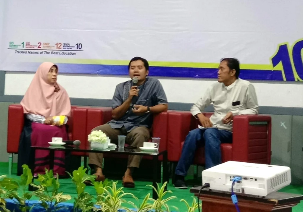 Ini yang Harus Dilakukan Guru Menghadapi Generasi Digital Native - PWMU.CO