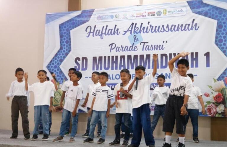 Kelas Tahfiz SD Ikrom Gelar Wisuda Tahfiz dan Penerimaan Rapor - PWMU.CO